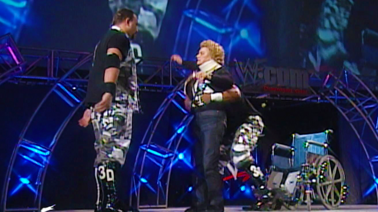 DEADLOCK Podcast: Revisiting WWF Monday Night Raw 2000 Bubba Ray Dudley ...